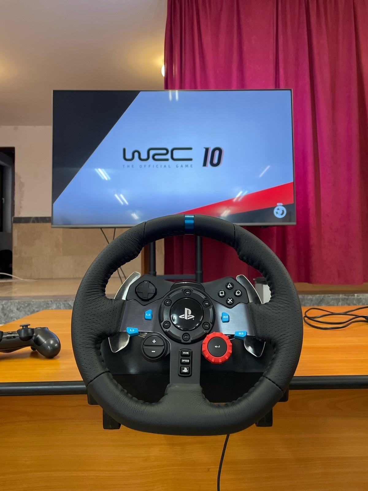 Logitech G29 volan+ pedale