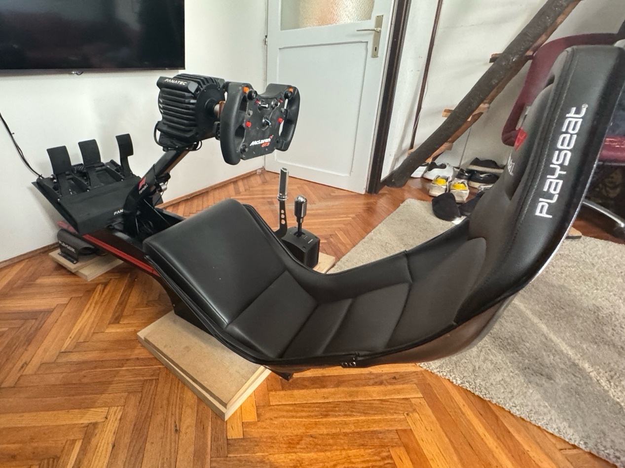 PlaySeat - Formula 1 Rig