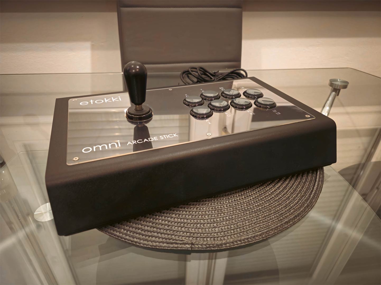 Prodajem eTokki Omni Arcade Stick -Korean Edition-