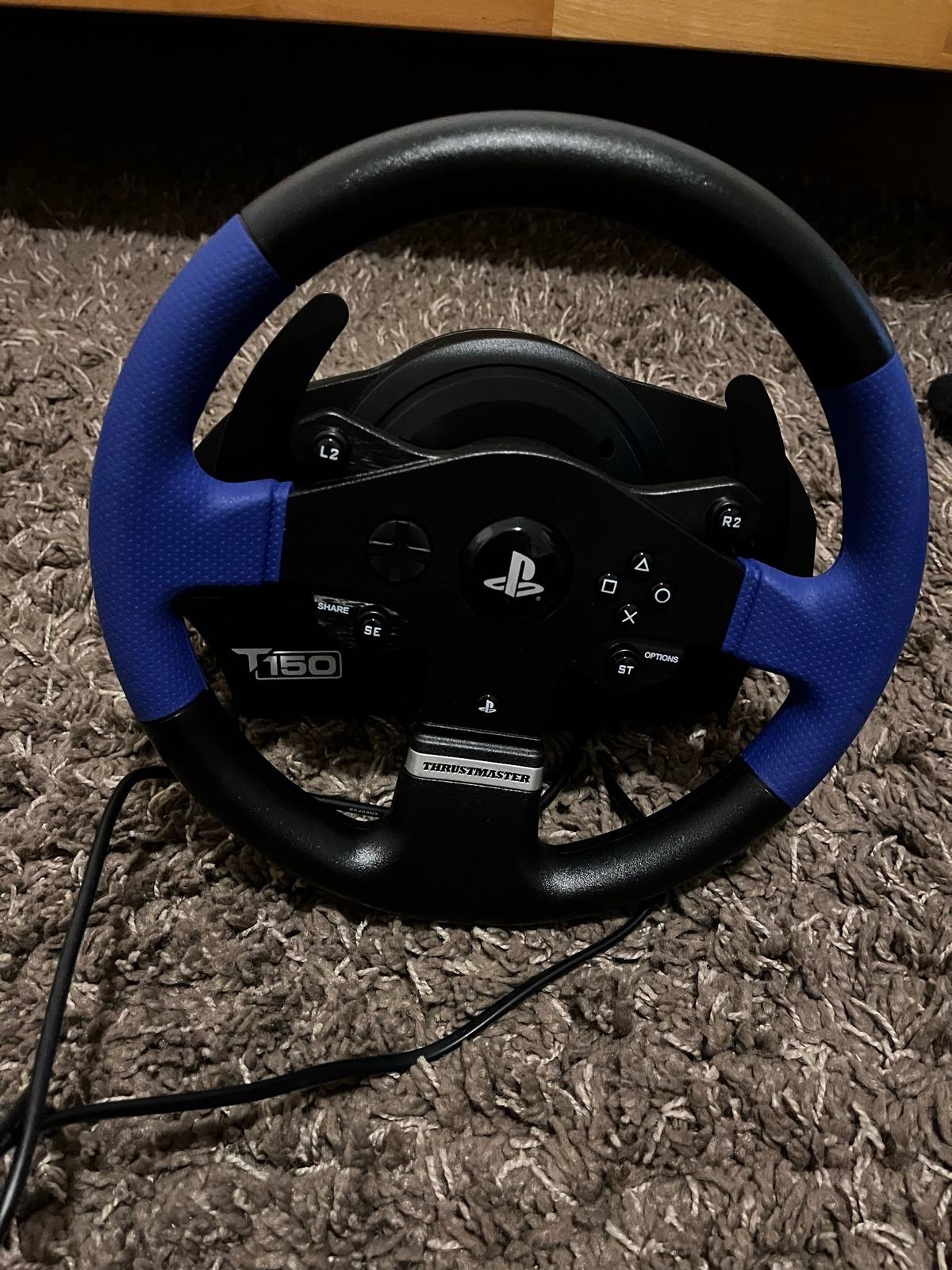 Thrustmaster T150 volan