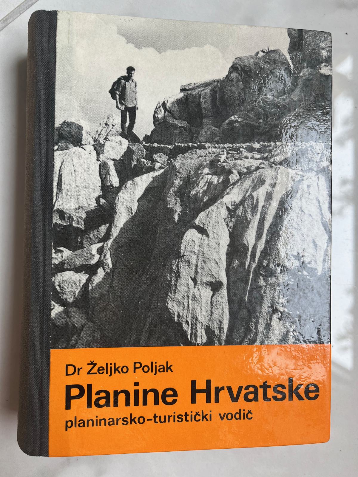 Željko Poljak, PLANINE HRVATSKE vodič