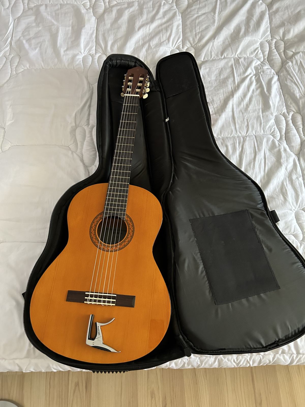 Gitara Yamaha C40