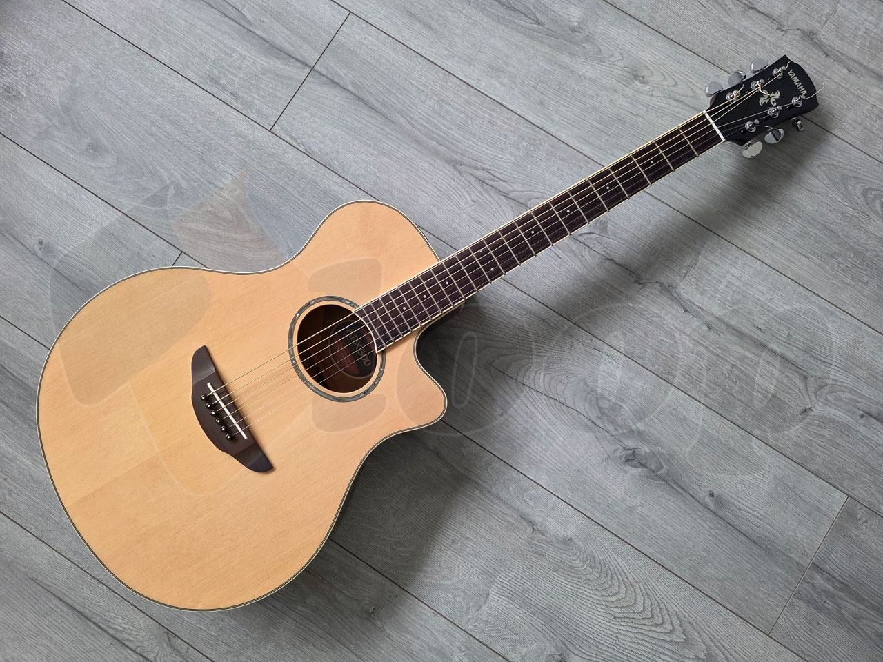 Yamaha APX600 Natural elektro-akustična gitara (do 36 rata,garancija)