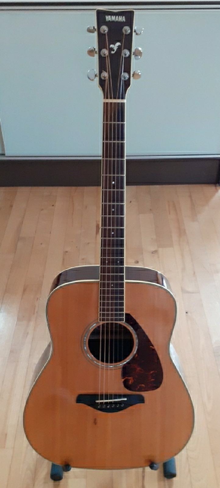 Yamaha FG 730 S