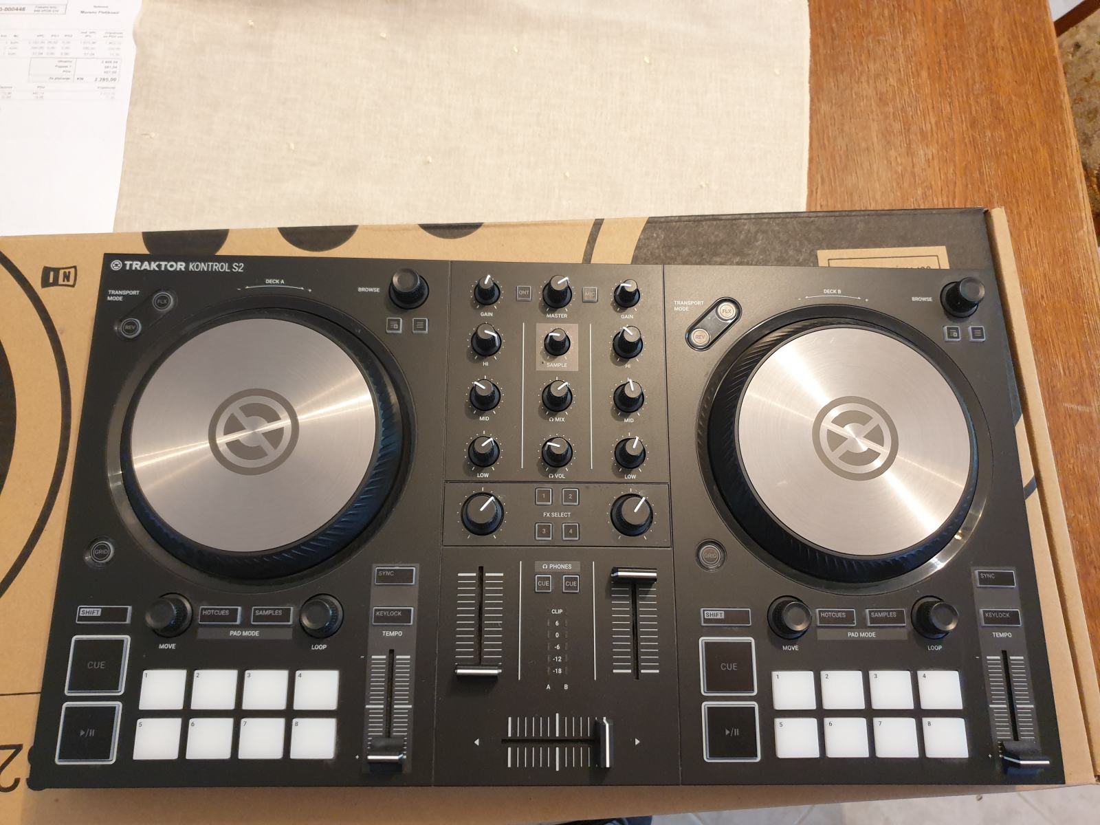 Traktor kontrol s2 mk3