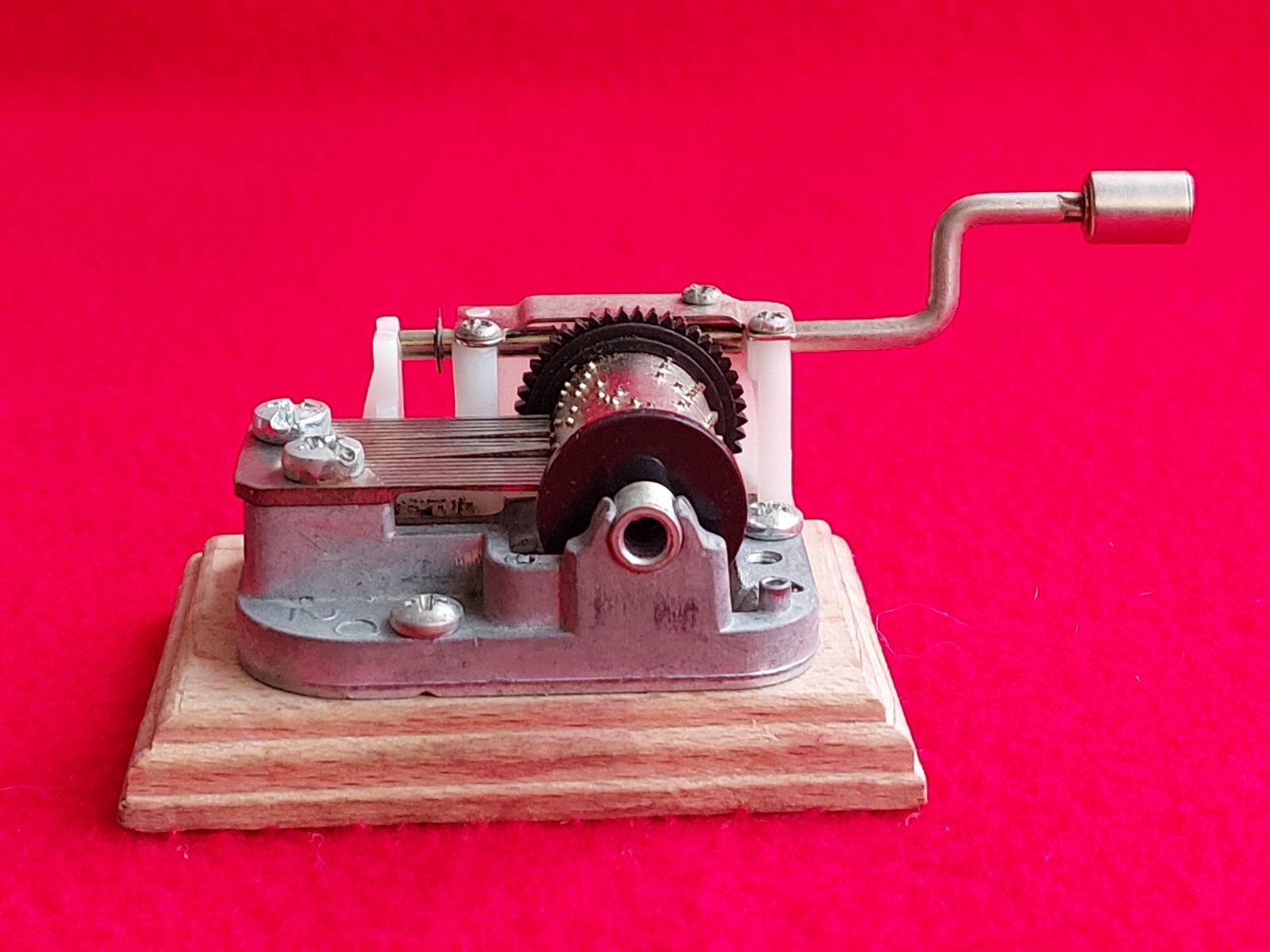 Instrument - VERGL - 009Y. Mob