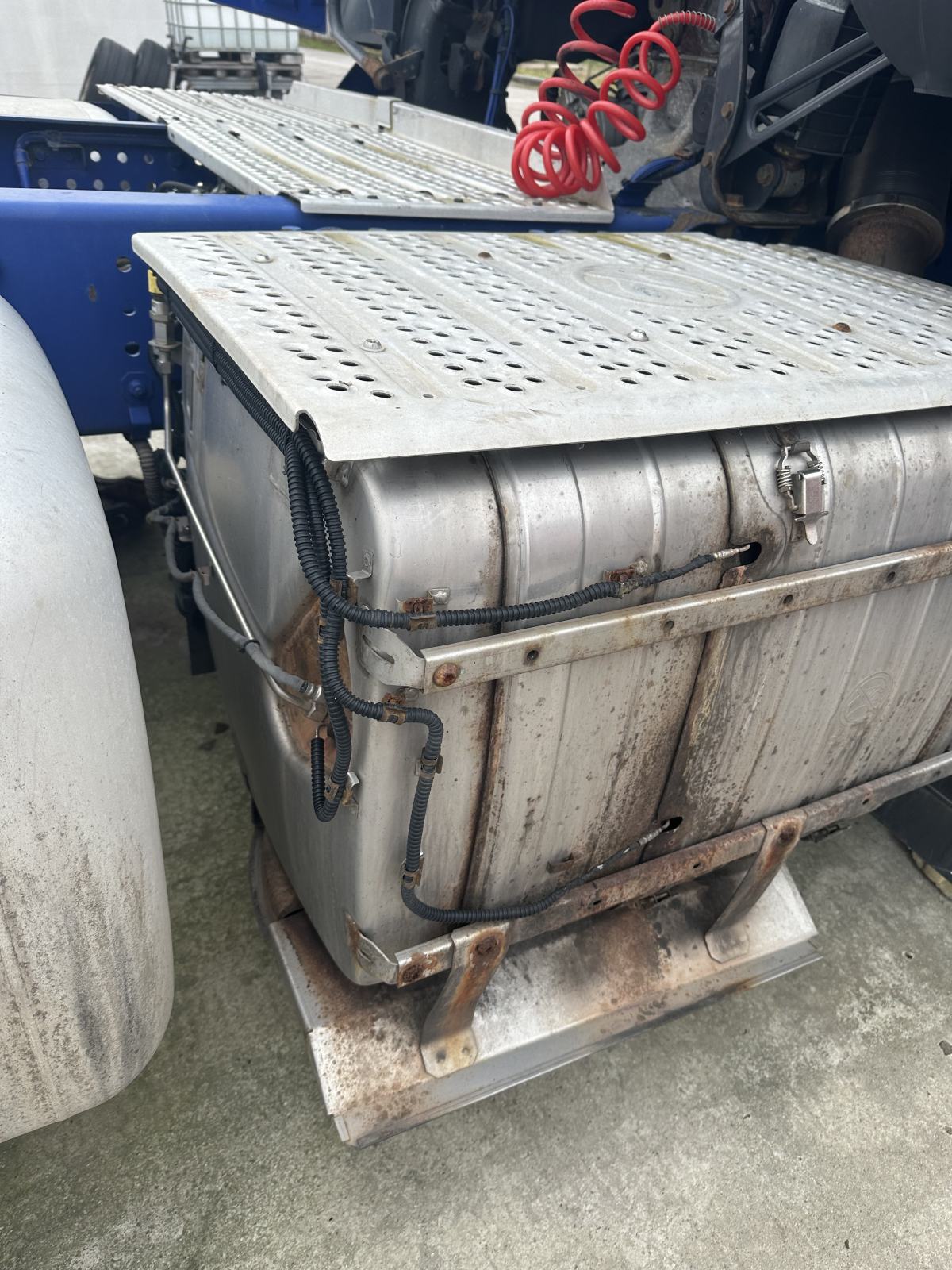 Auspuh za Mercedes Actros mp4