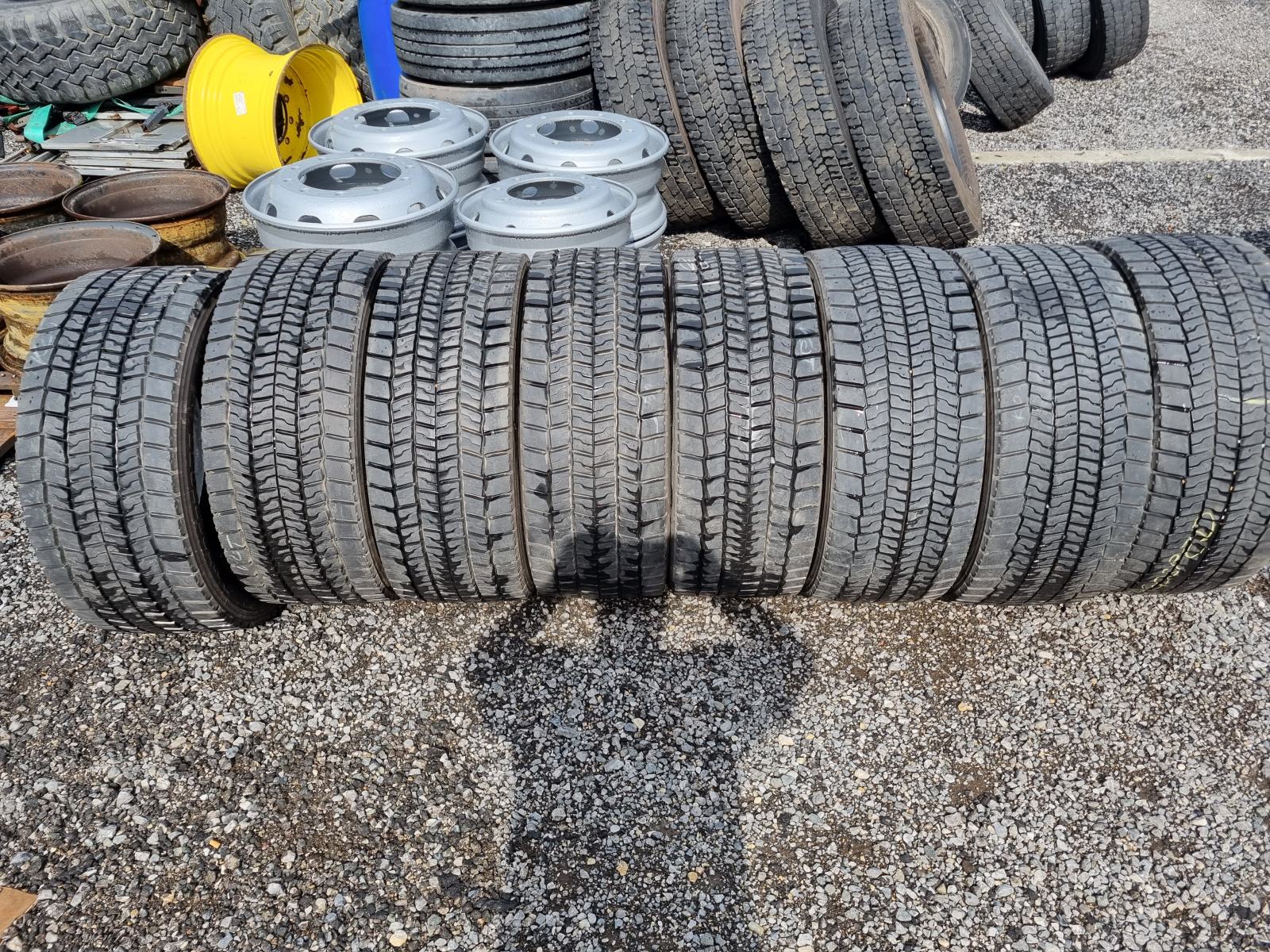 Gume 315 45 r22.5 BRIDGESTONE 8 kom