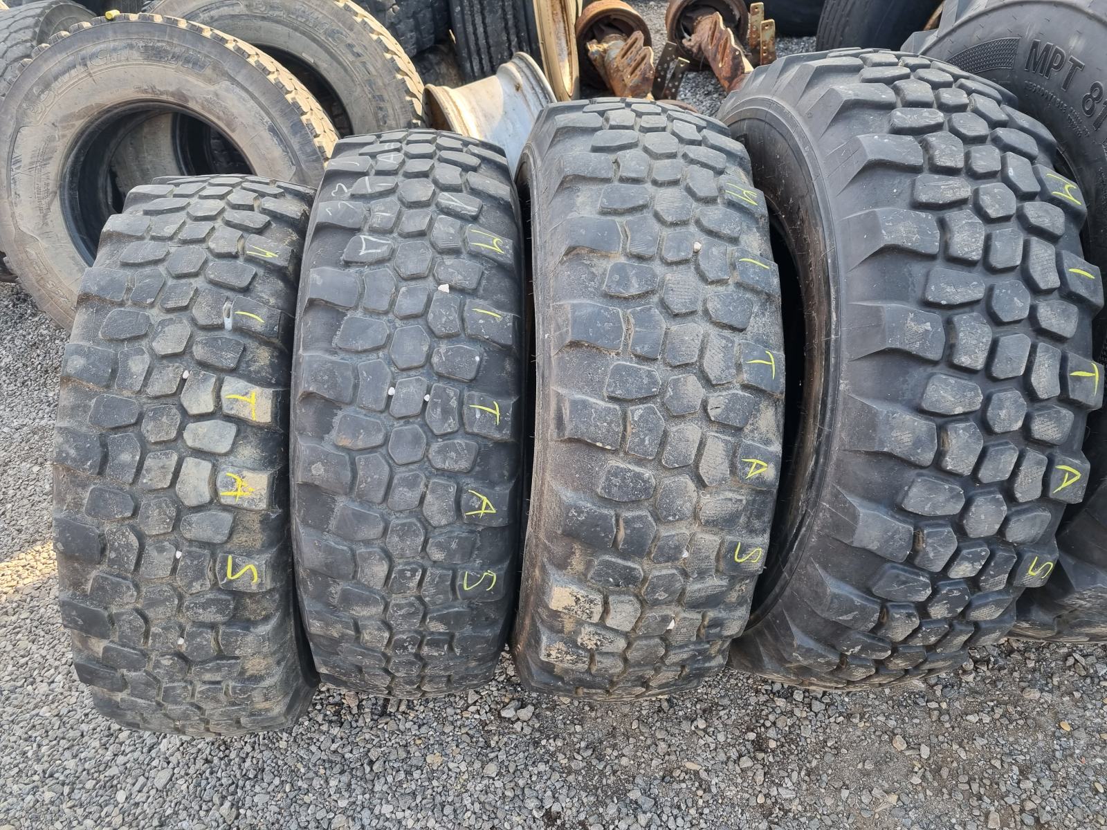 Gume za unimog 335 80 r20 ( 12.5 r20 )