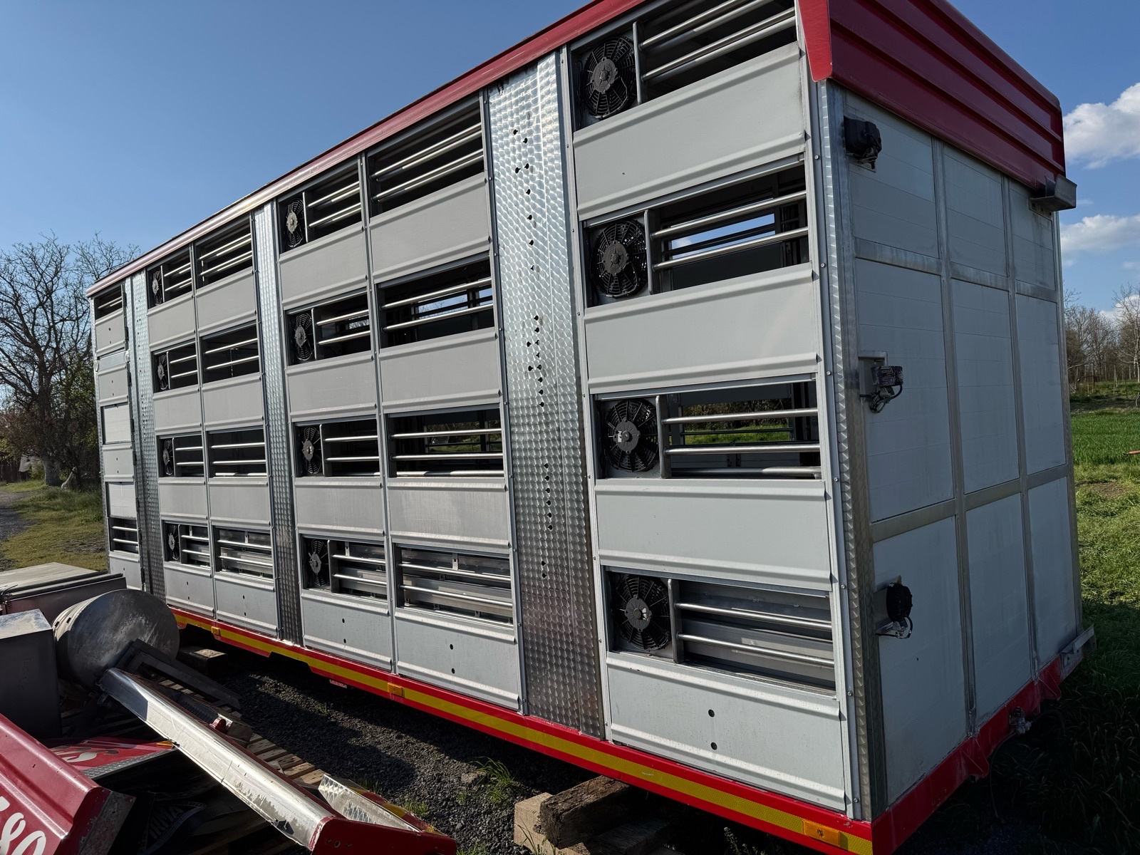 Stocar, sanduk za kamion . I.R.M.A