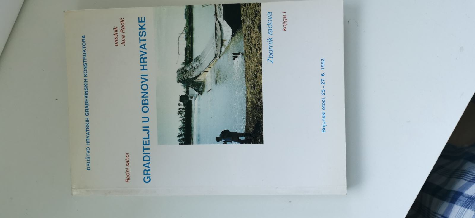 Graditelji u obnovi Hravtske, 1992