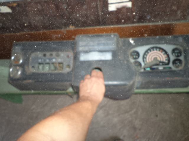 jcb 3c3/ instrument tabla