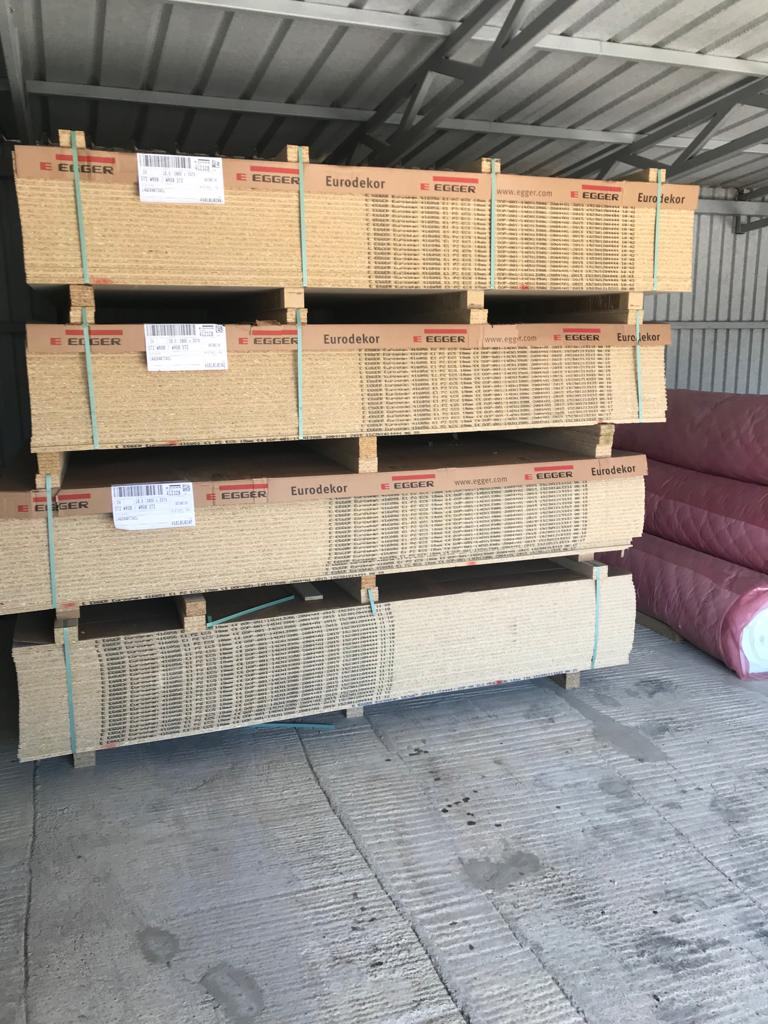 IVERAL BIJELI (OPLEMENJENA IVERICA) EGGER W908 ST2