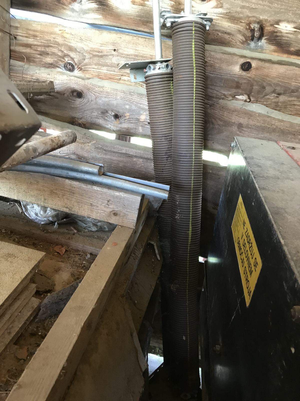 Opruge za garazna vrata