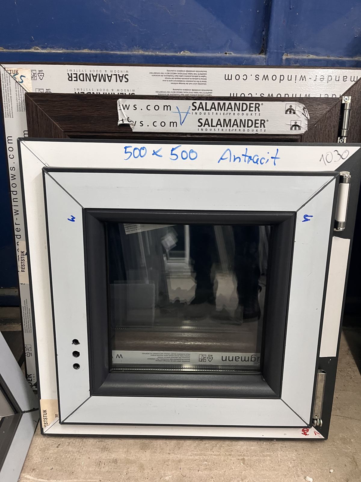 Pvc Prozor 500 x 500 mm u antracit sivoj boji