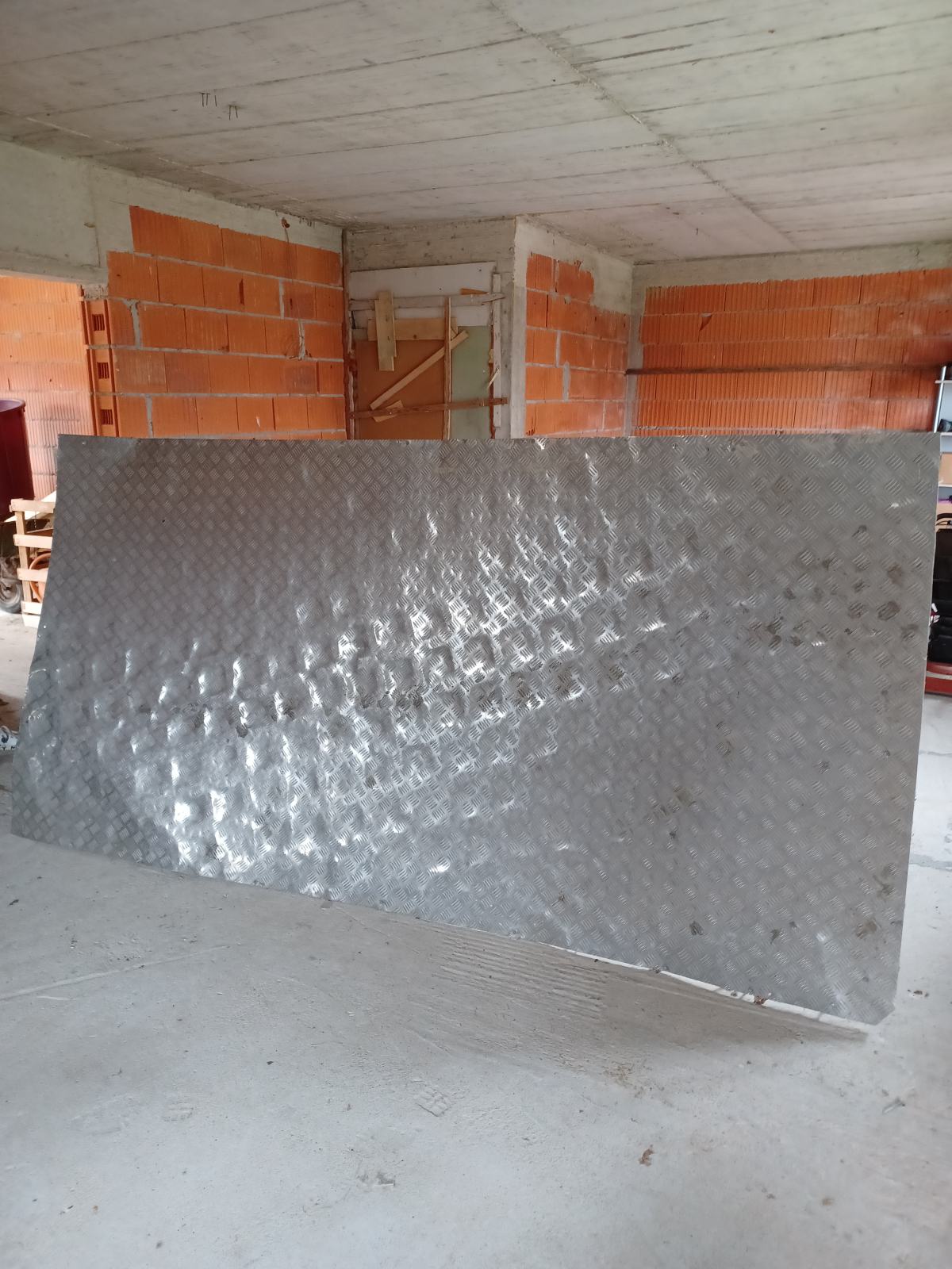 Alumonijski rebrast lim 2 kom 1.5 x3 m debljine 3 mm