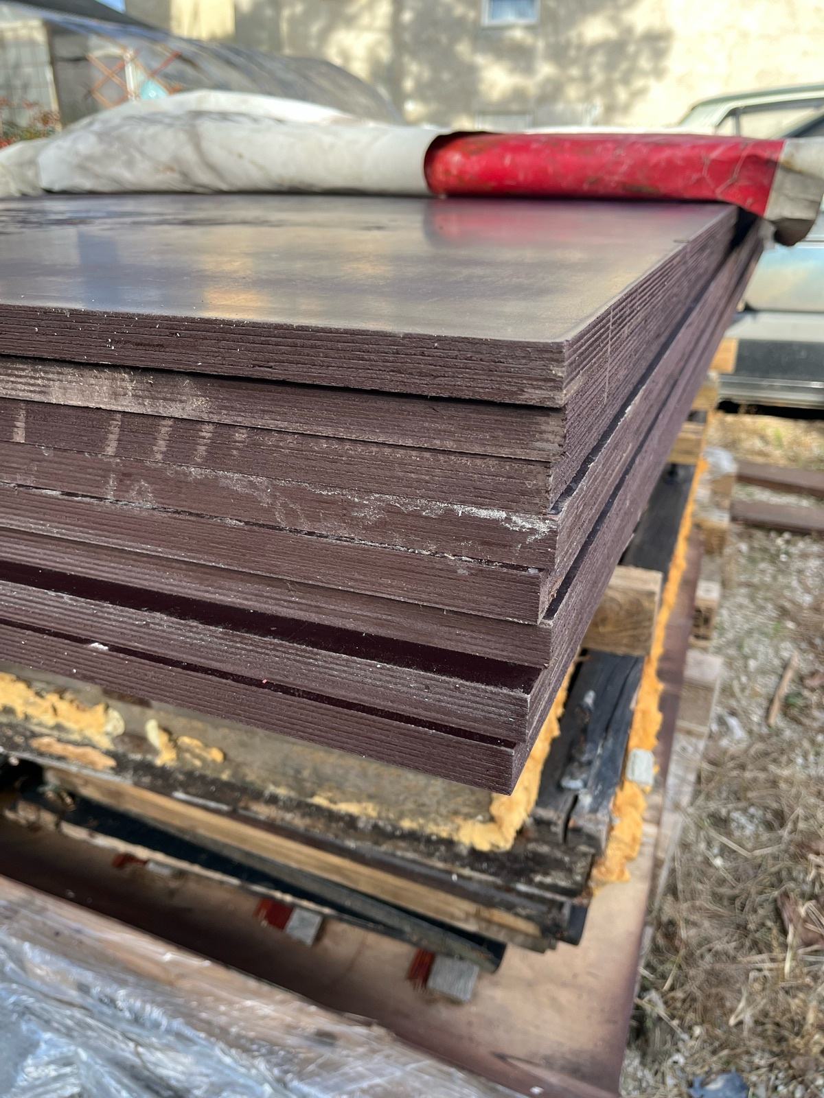 Blažujke, Bosanke, Šperploča ploča