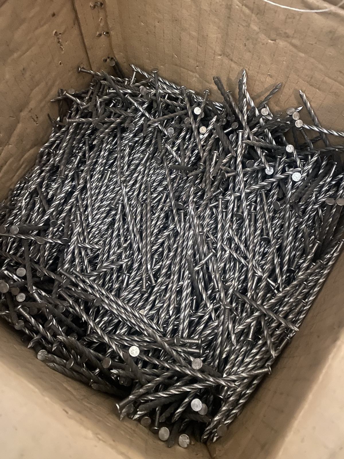 Čavli građevinski, uvijeni 4x90, obični 4.5x120