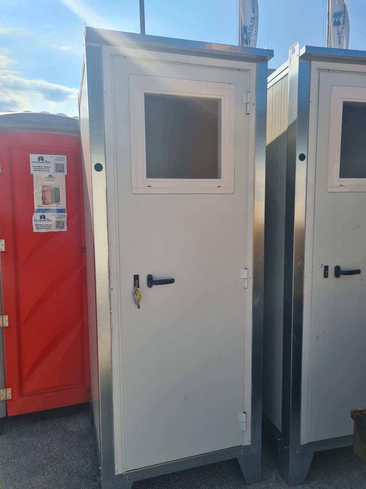 GRAĐEVINSKI KONTEJNERI / WC 97X97 ZALOGA Edil Euganea d.o.o. SLO