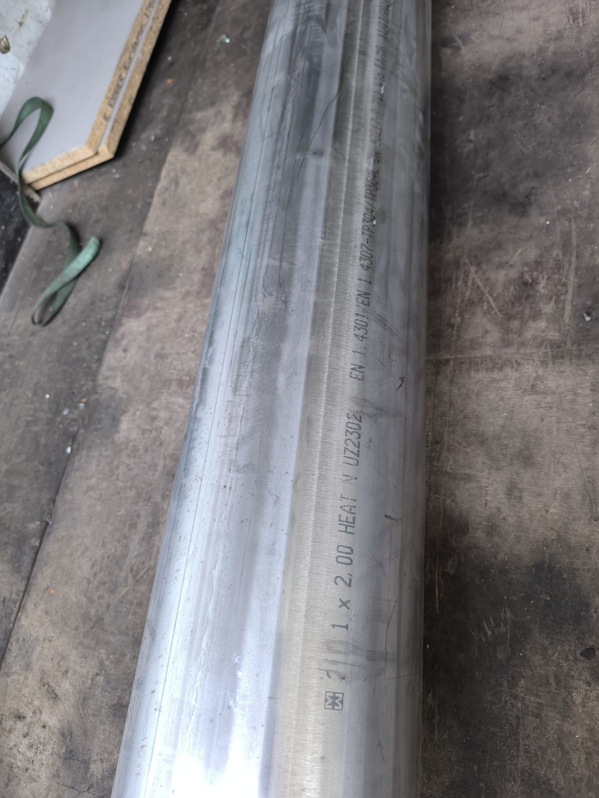 Inox cijev 219.1 x 2.0 mm 1.4301