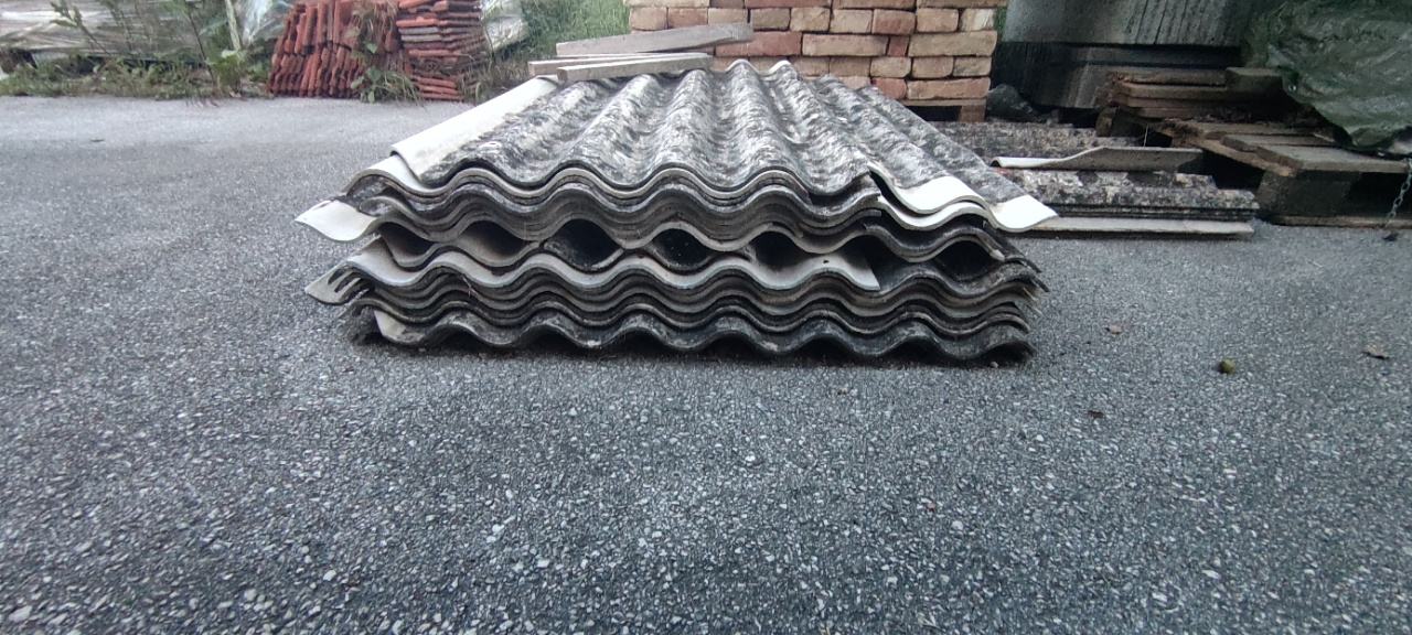 Prodajem salonit ploče