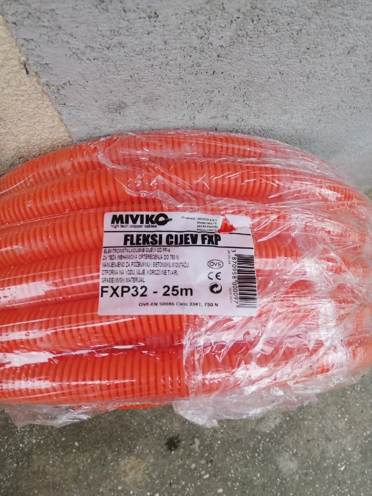 pvc cijev (buzir) fi 32