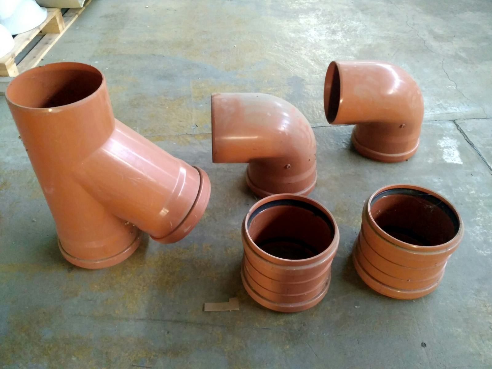 FITINZI I CIJEVI ZA ULIČNU KANALIZACIJU fi250/200