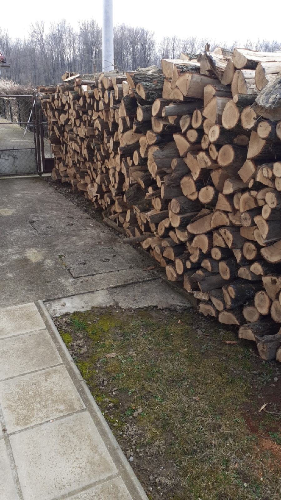 Hrastova drva za ogrjev