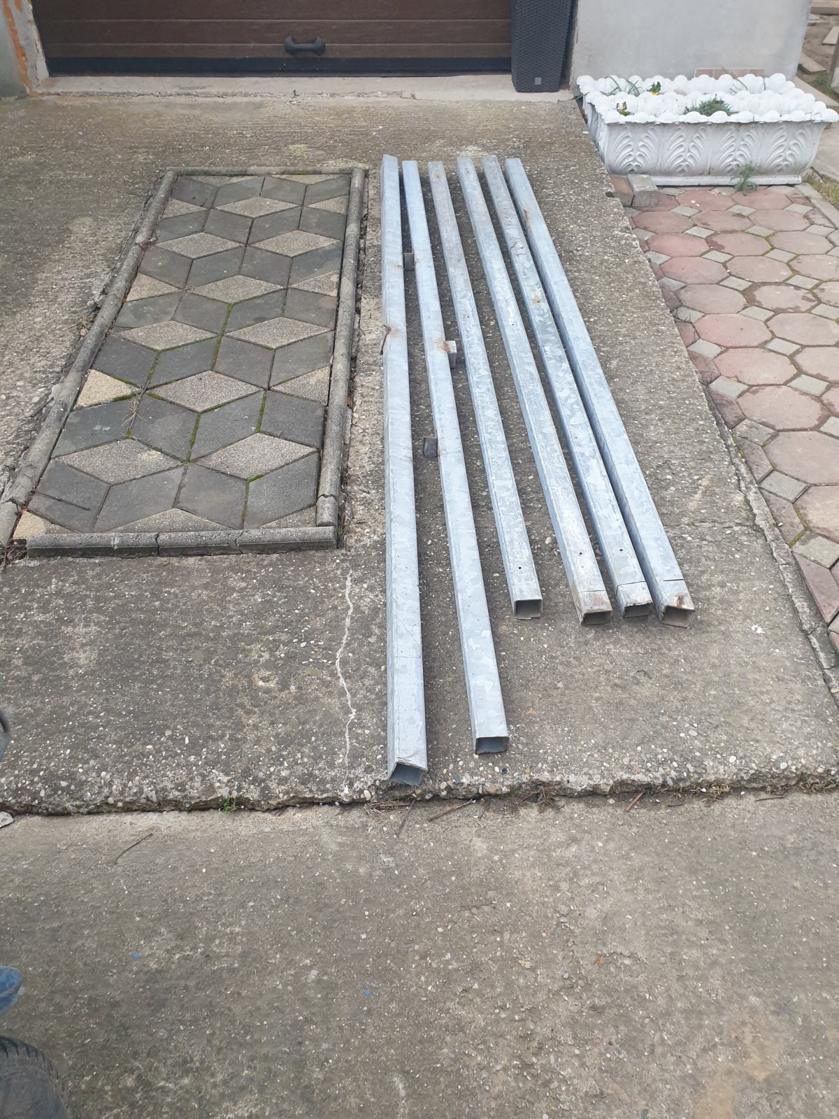 Kvadratne cijevi 6x6 cm