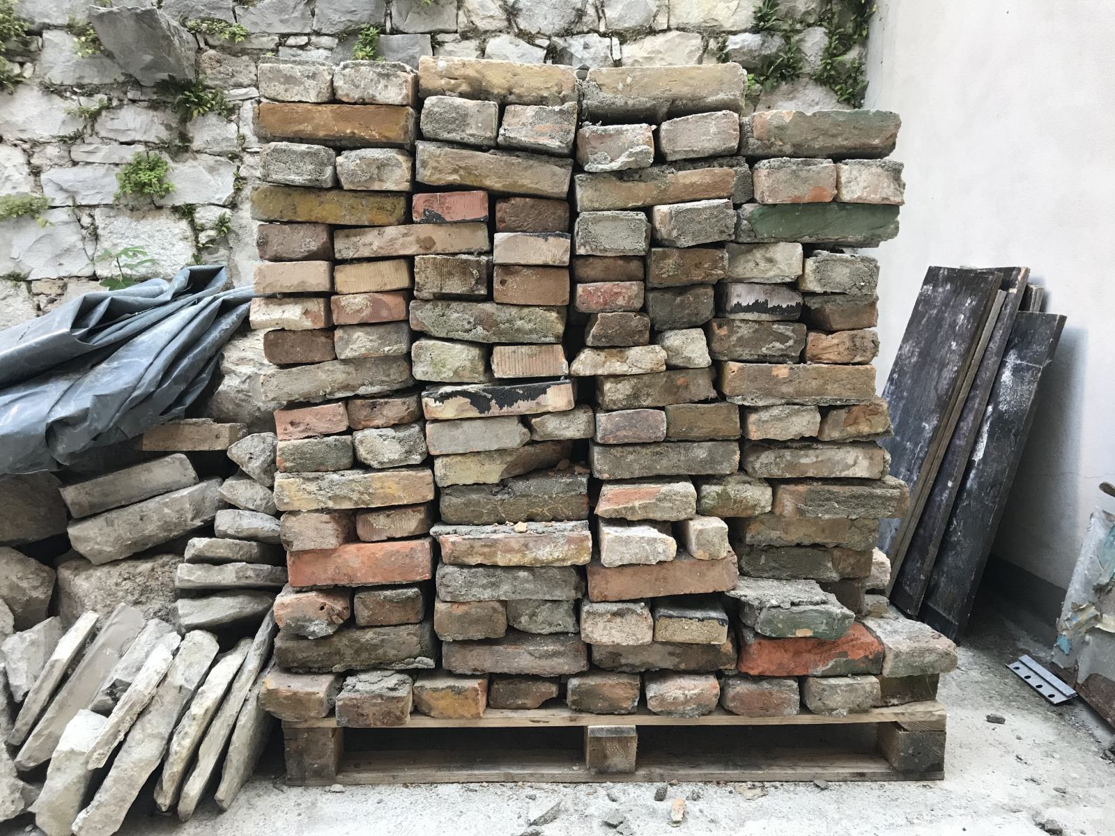 Puna opeka cigla 1kn komad