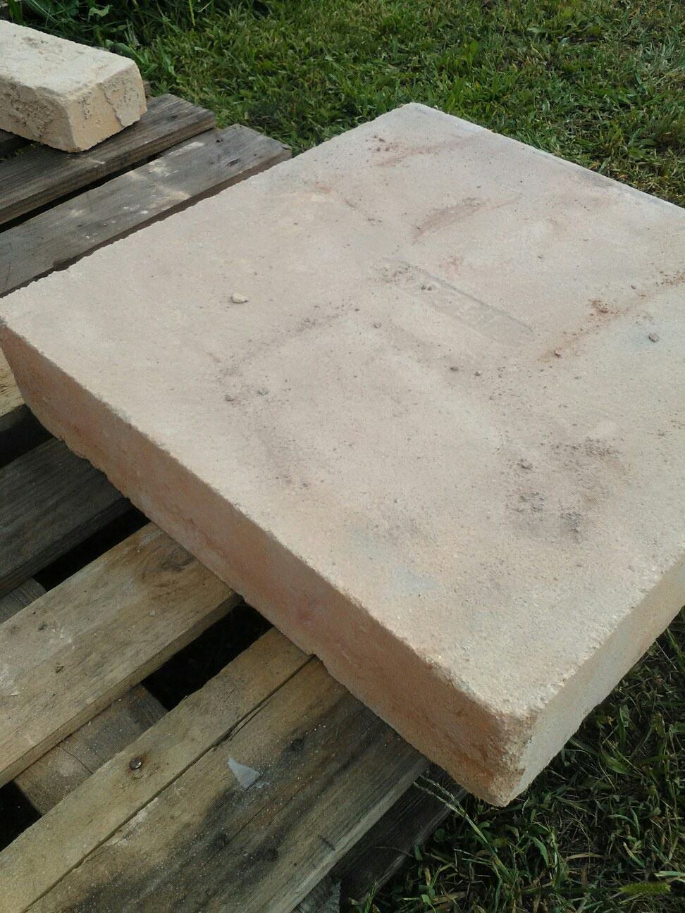 Šamotne ploce 50*50*10cm i 50*37*10cm