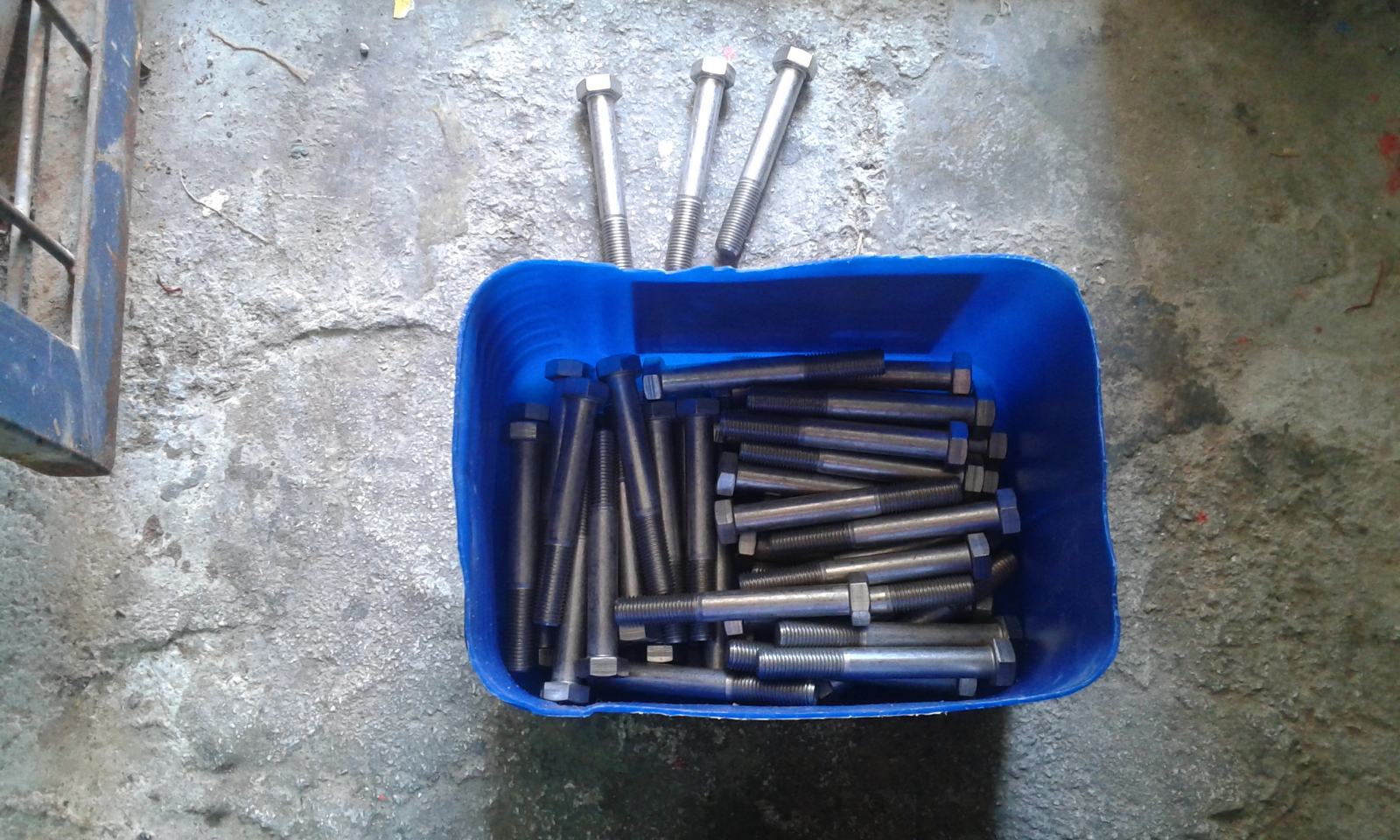 Vijak inox M16 x 120