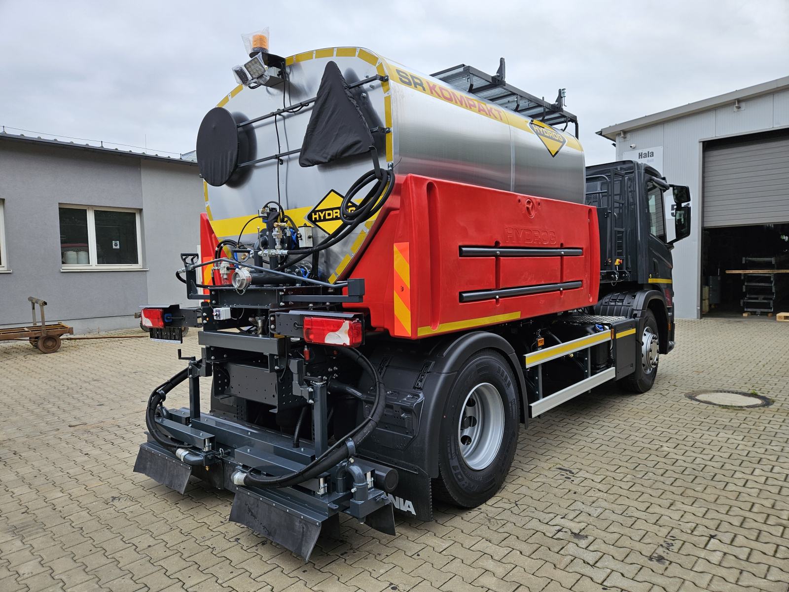 HYDROG SR-KOMPAKT - Raspršivači bitumenske emulzije - VIDEO U RADU