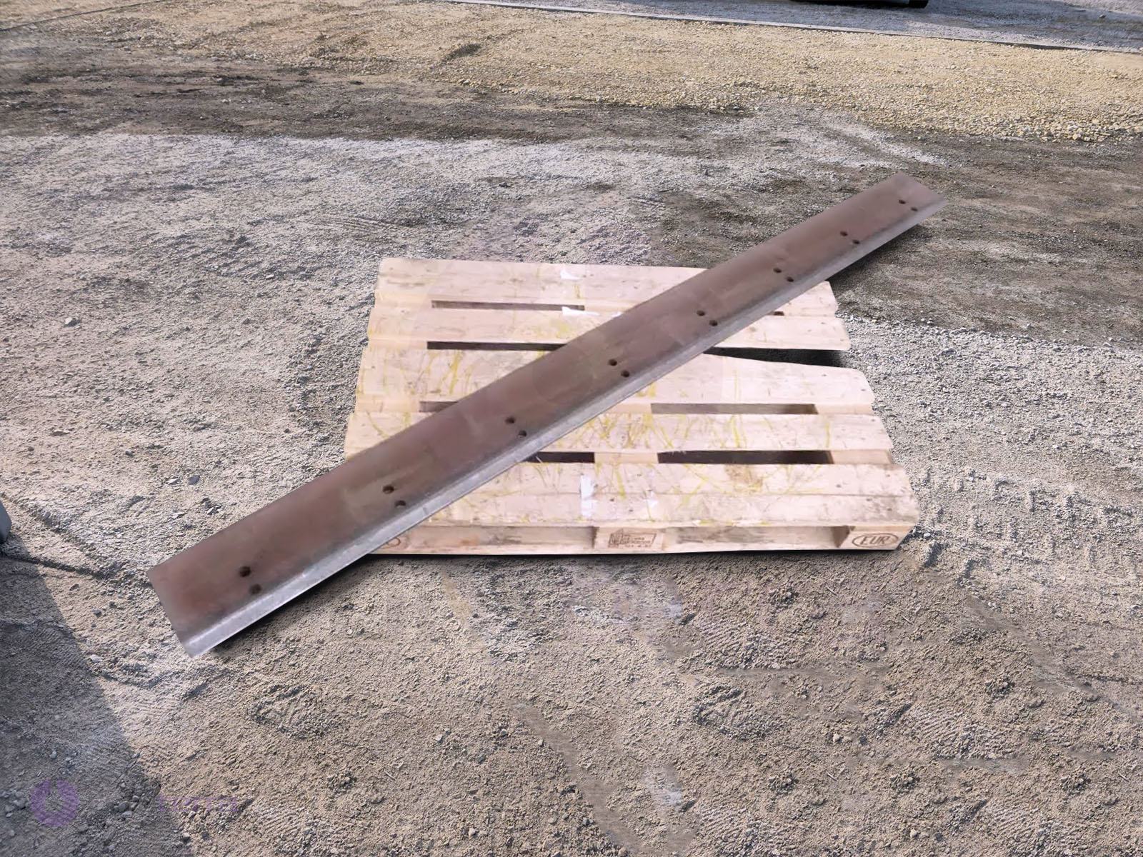 NOŽ JCB 4CX 2450x200x20mm - DVOSTRUKE RUPE HB400