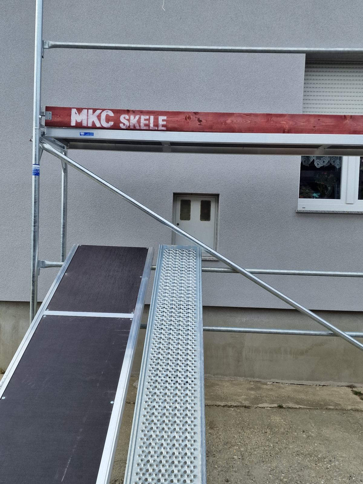 H SKELA kompatibilna s Layher