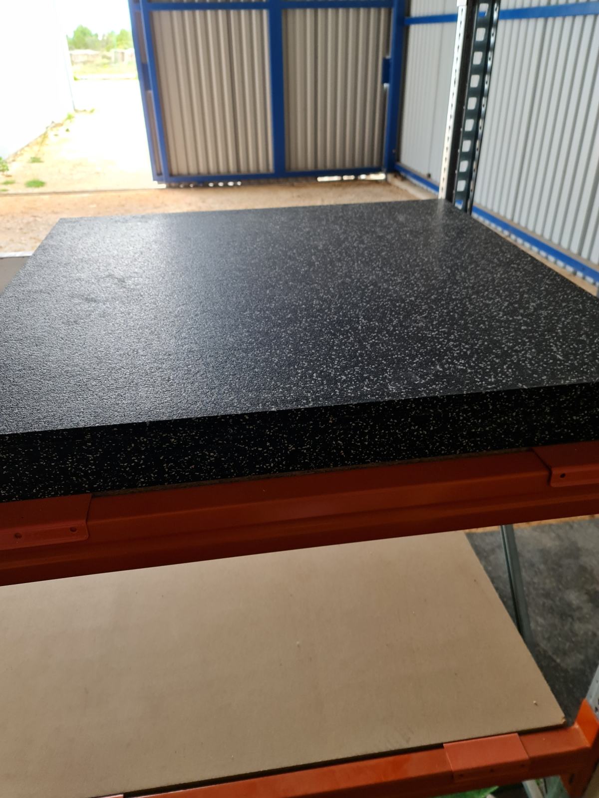 Gumena prostirka - Rubber matt