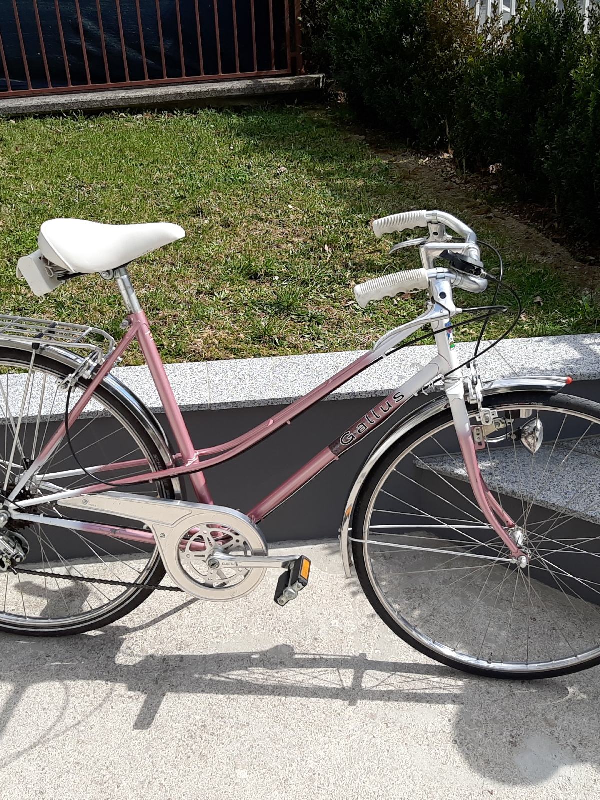 Nostalgija Trecking 28 bicikl oldtimer