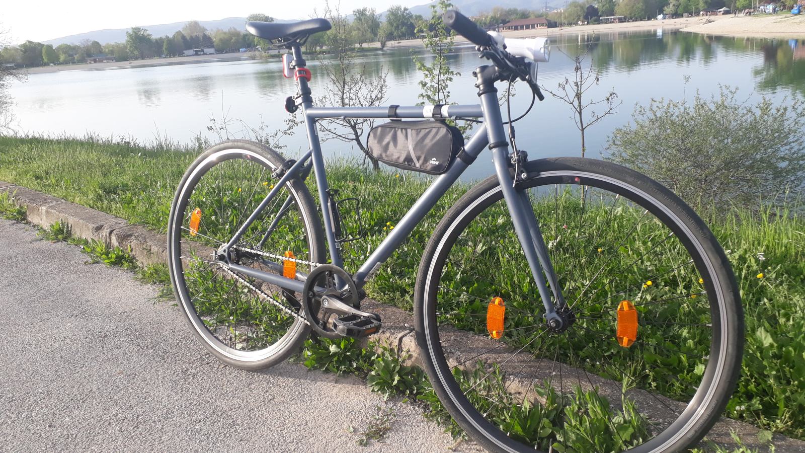 Elops 500 single speed bicikl