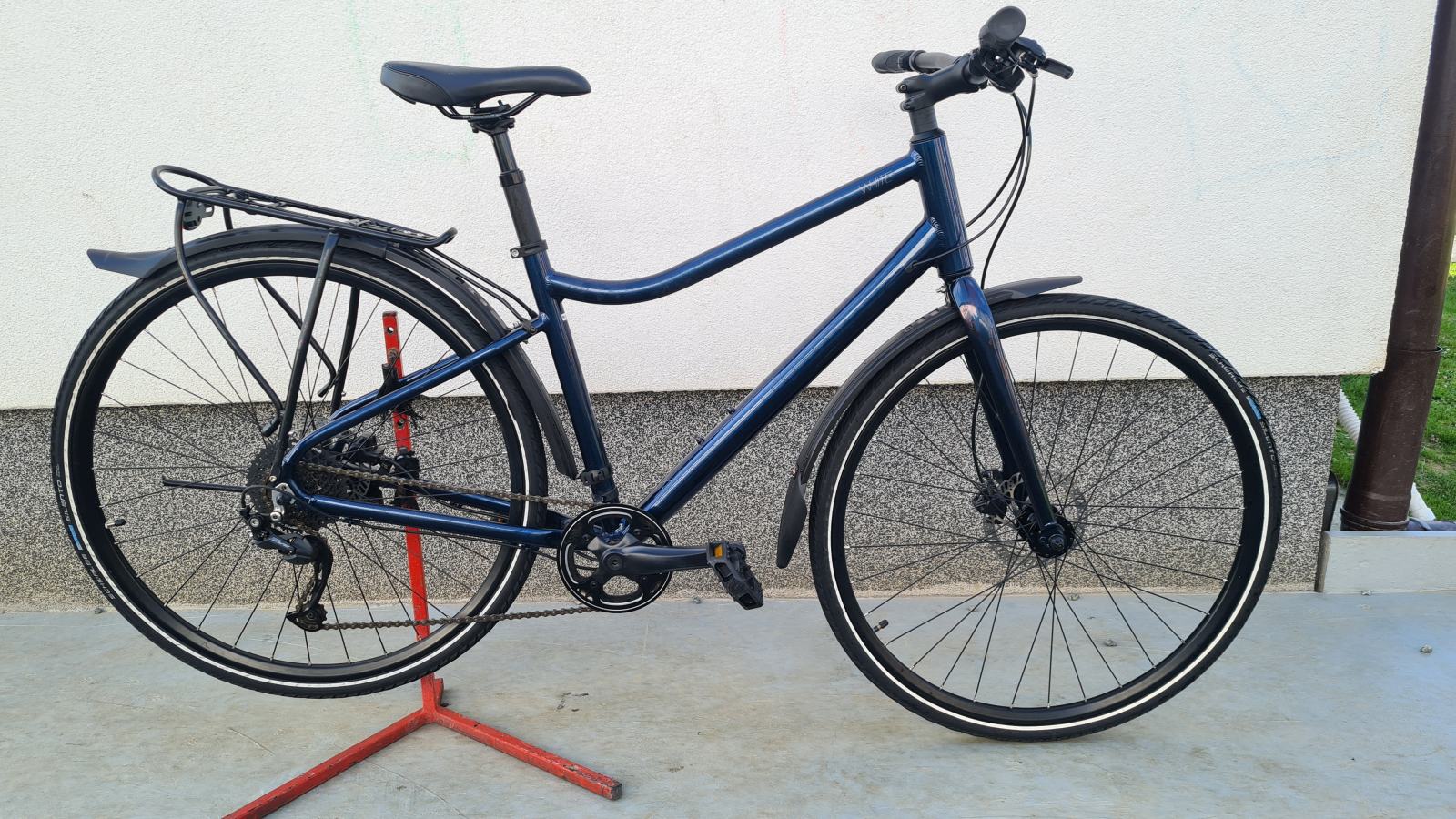 White Ax series, hybrid bicikl, rama 18(M)