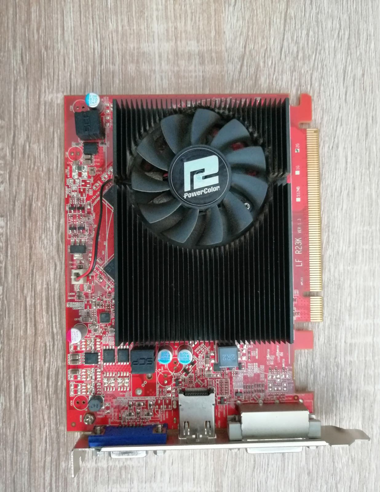 AMD Radeon R7 240 2GB grafička kartica
