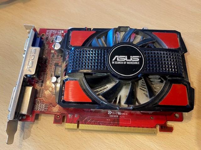 ASUS Radeon R7 250 grafička kartica
