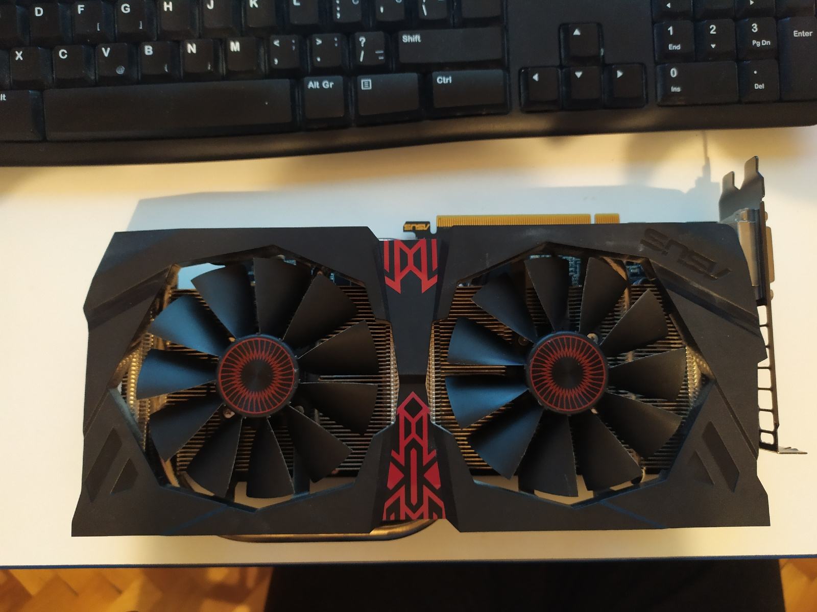 AMD Radeon R9 380