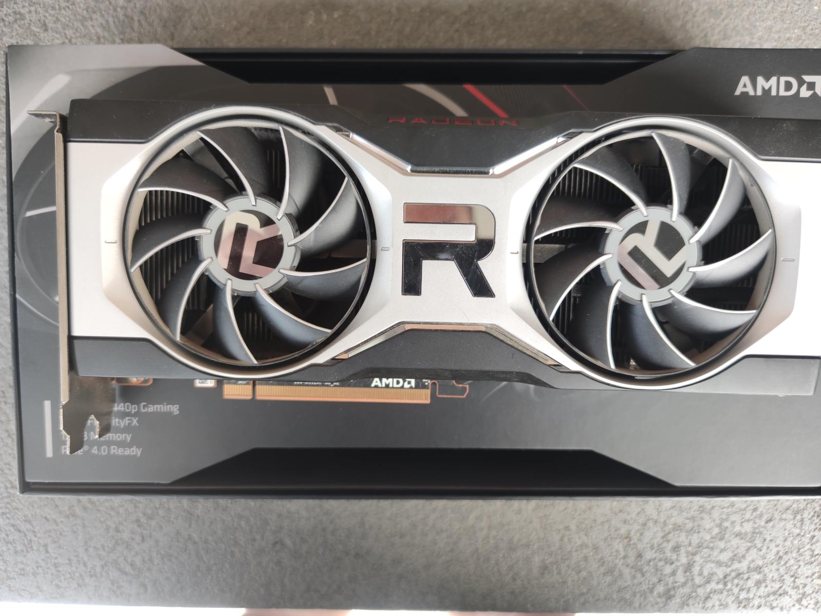 AMD RX 6700 XT grafička kartica