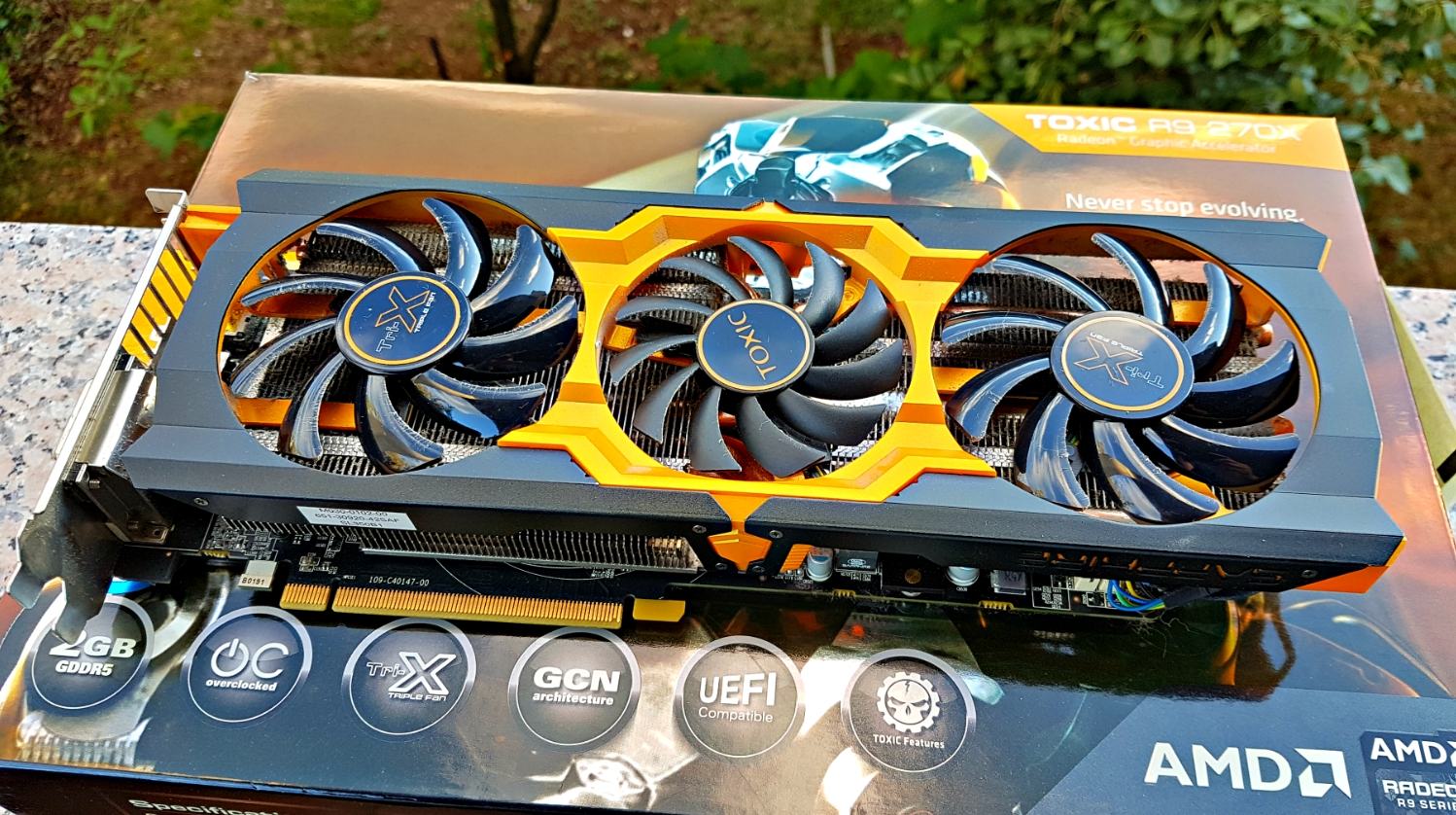 AMD Sapphire Radeon R9 270X TOXIC 2GB