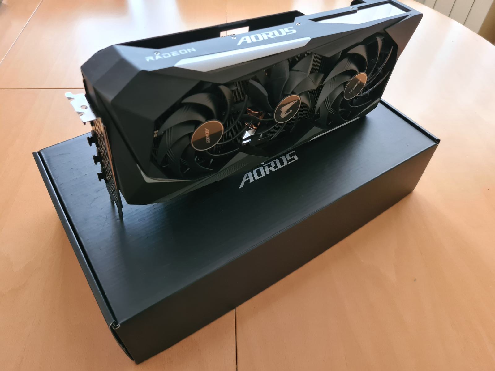 Aorus RX 6900 XT Master (Novo)