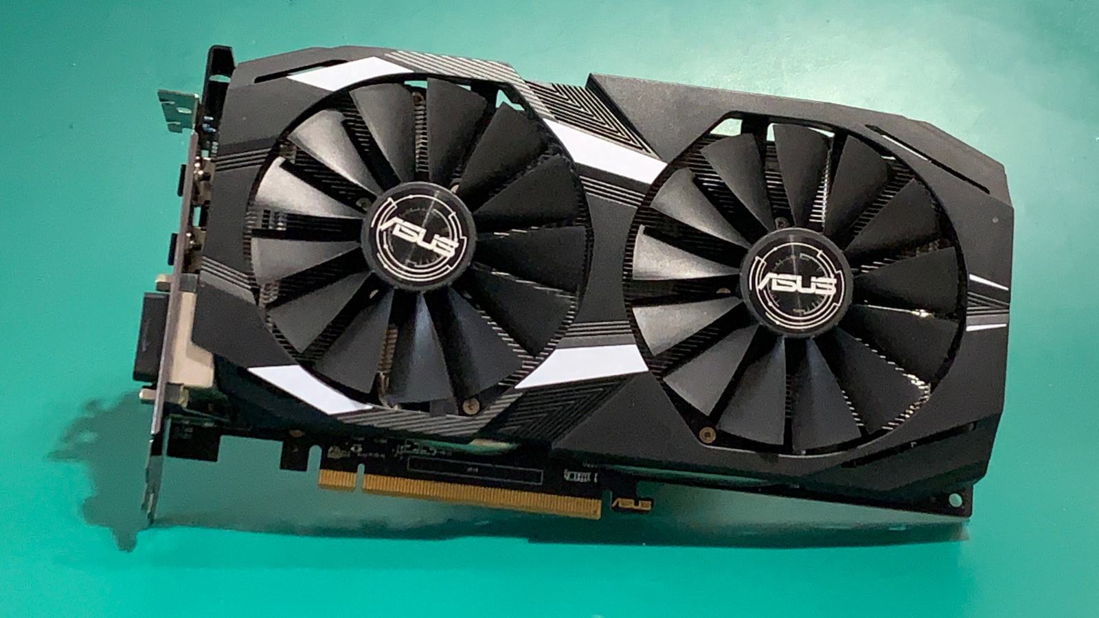 ASUS Dual RX580 O4G
