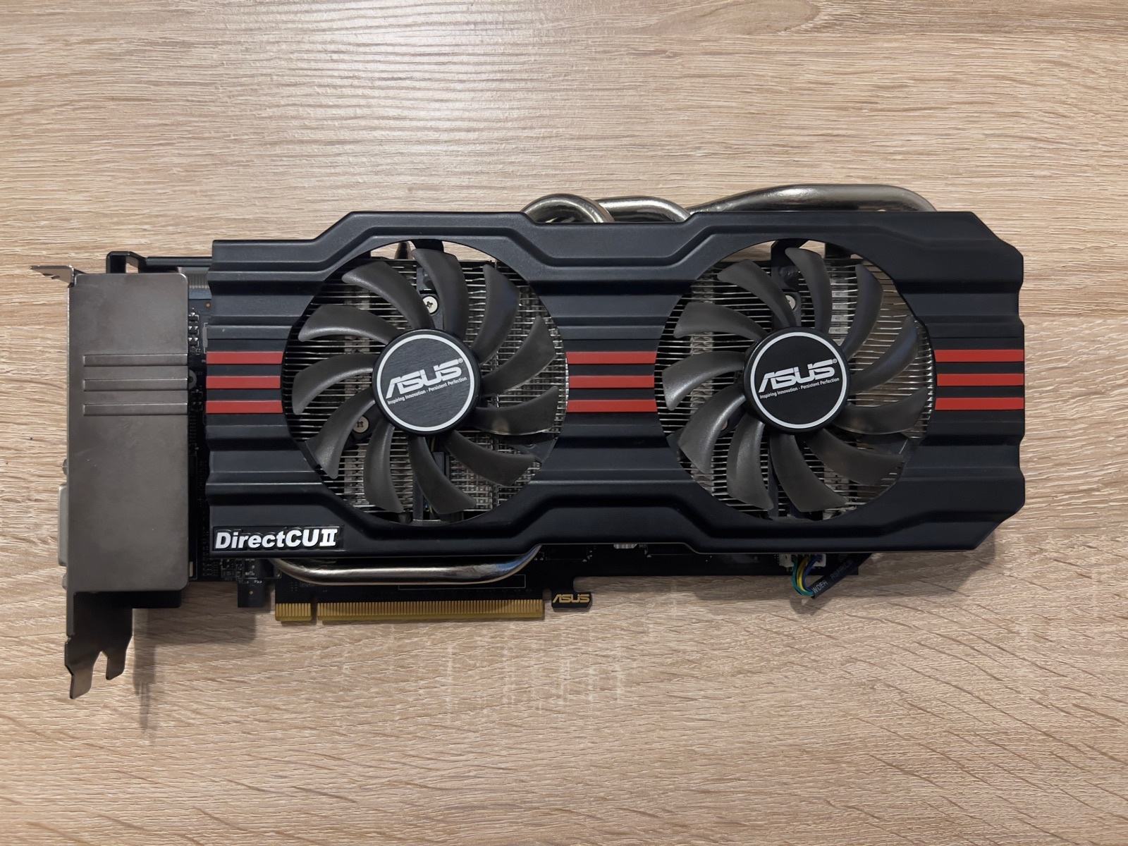 ASUS GTX 660 Ti DirectCU II, 2GB