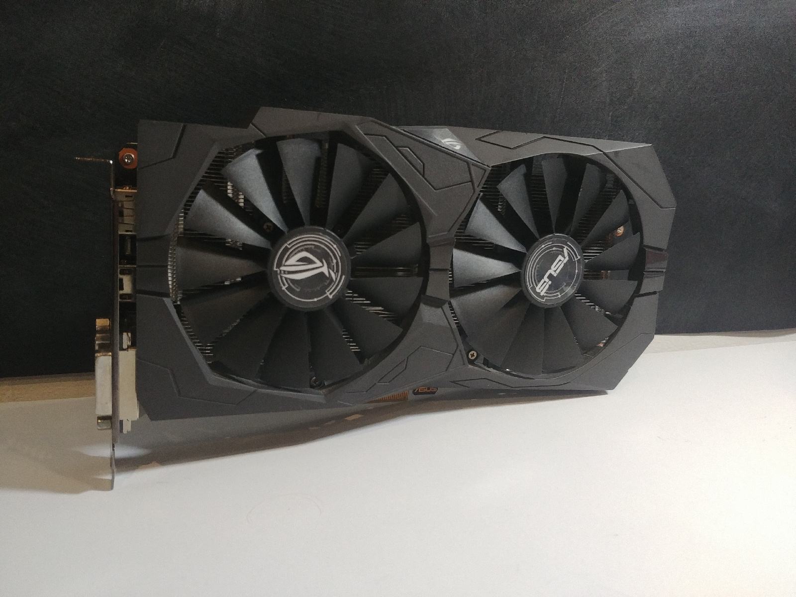 Asus ROG STRIX GTX 1050 Ti