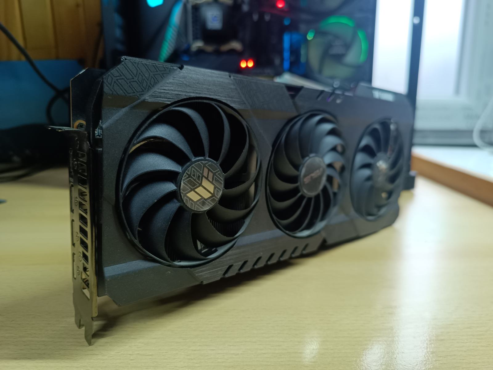 ASUS TUF GAMING Radeon RX 6800 XT