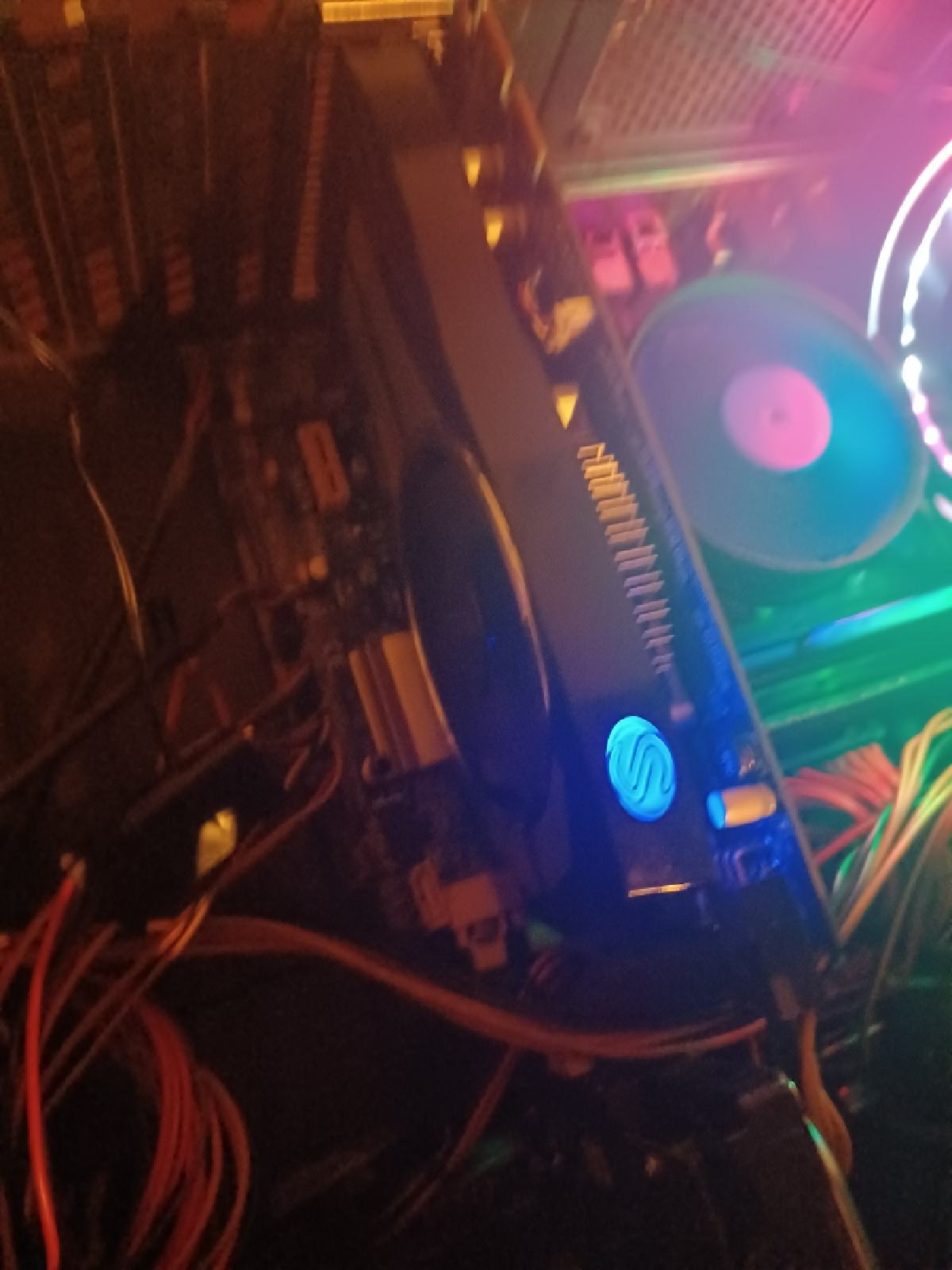 ATI Radeon HD 4800series Sapphire 1GB